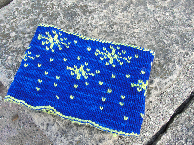 Ravelry: Crossette pattern by Amy Duncan