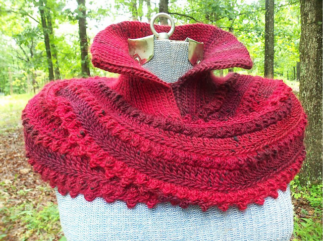Ravelry: Triquetra Shoulder Wrap pattern by Joyce D. Lewis