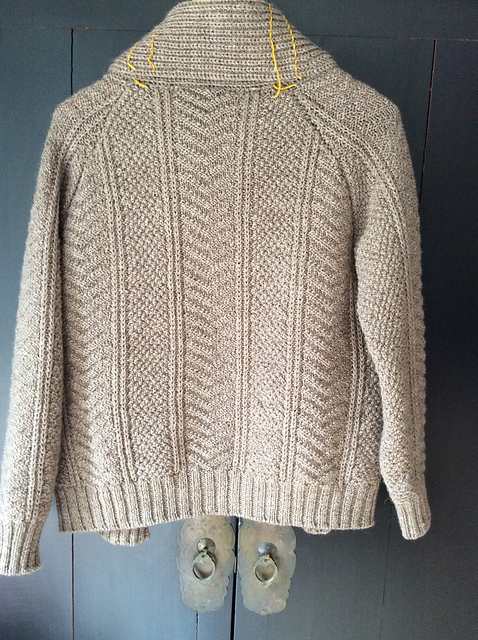 Ravelry: DutchJacky's Channel with seamless shawl collar