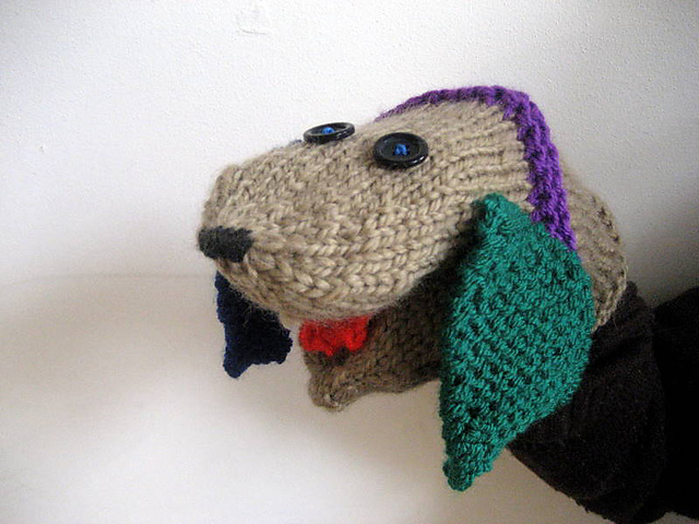 Ravelry: Puppy Hand Puppets pattern by Yvonne Boucher