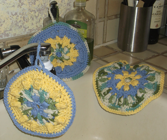 Ravelry: Puff 'n' Pop Scrubby pattern by Anny Meek
