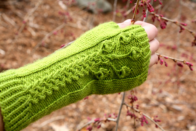 Ravelry: Viridescent pattern by Emma Jaeger