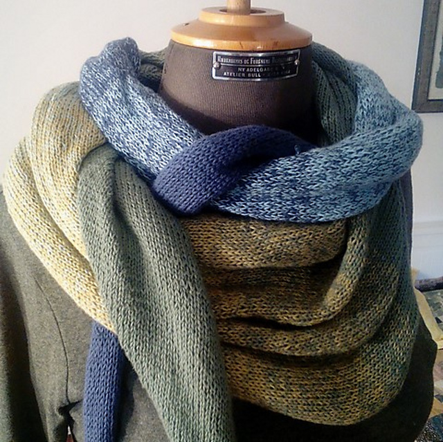 Ravelry: Easy Simple Shawl pattern by eBearCrochet