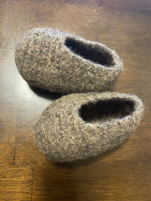 Ravelry: Toddler Felted Slipper pattern by Elia P Djellat