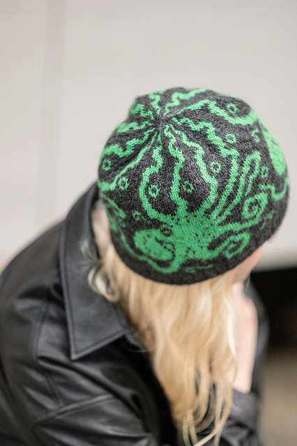 Ravelry: Enter Octopus pattern by Elizabeth Elliott