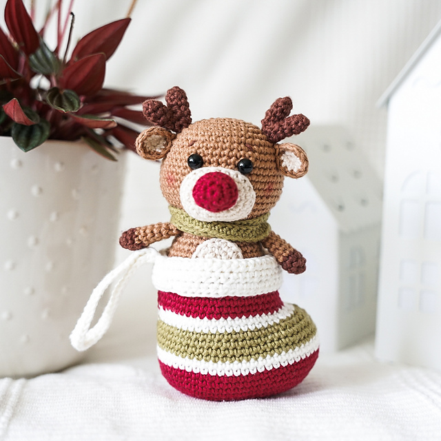 Ravelry: Rudolph the Reindeer pattern by Chloe Yuen