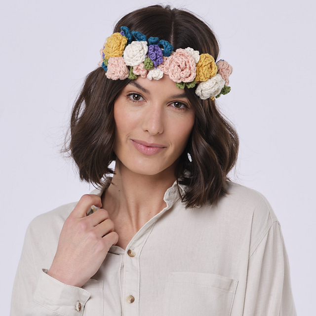 Ravelry: Flower Crown pattern by Emma Wilkinson