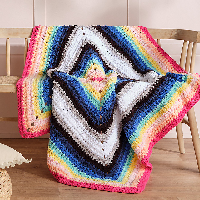Ravelry: Blankie Granny Square Throw pattern by Emma Wilkinson