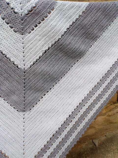 Ravelry: Vee pattern by East of Three