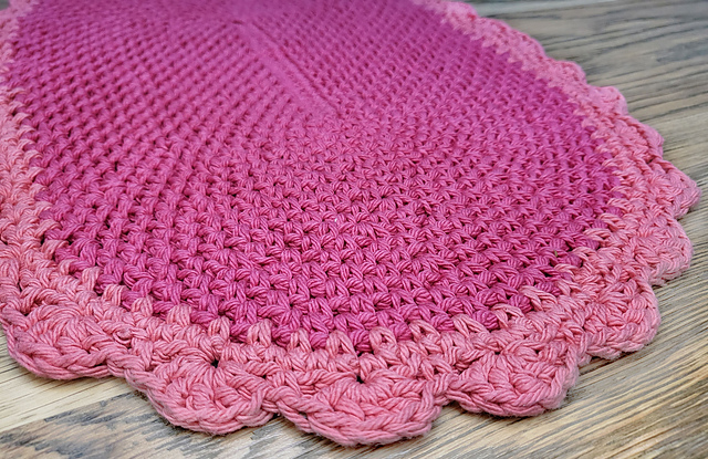 Ravelry: Linen Oval Placemats pattern by Erin Awalt