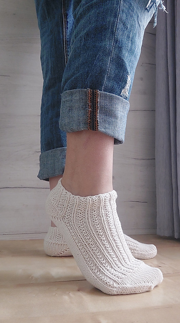 Ravelry: Vanilla Socks pattern by Edita Radić