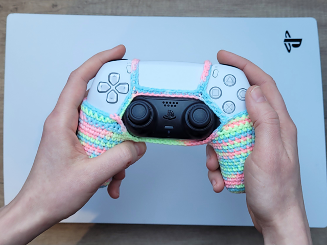 Ravelry: Cover for PlayStation 5 DualSense Controller pattern by Olga ...