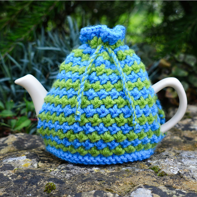 Ravelry: Cornflower Teapot Cosy - 2-Cup Traditional Teapot pattern by ...