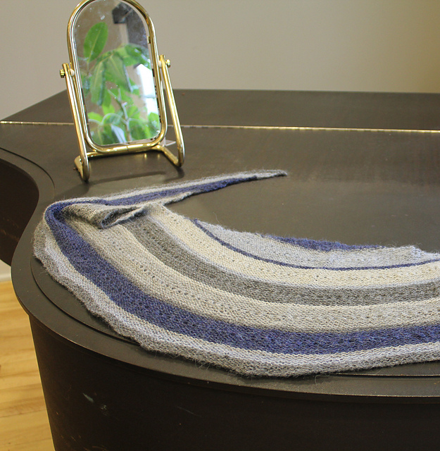 Ravelry: Crescent Shawl and Wrap #18 pattern by Edith Murphy