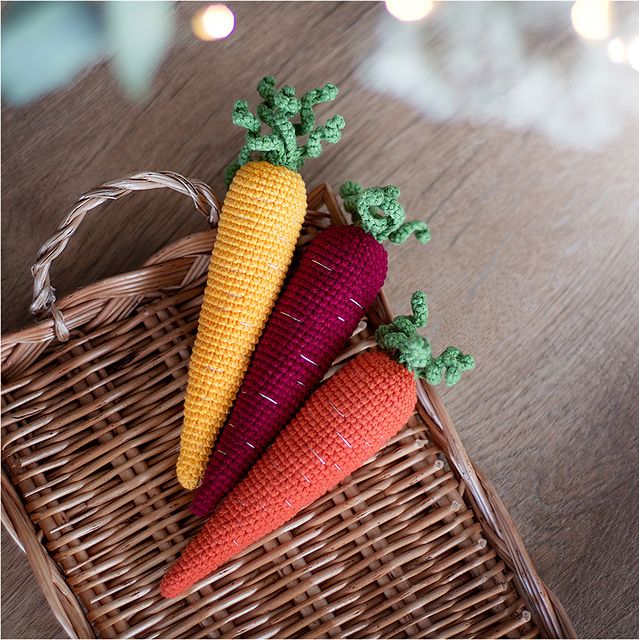 Ravelry: Carrot Toy pattern by Elena Dorogina