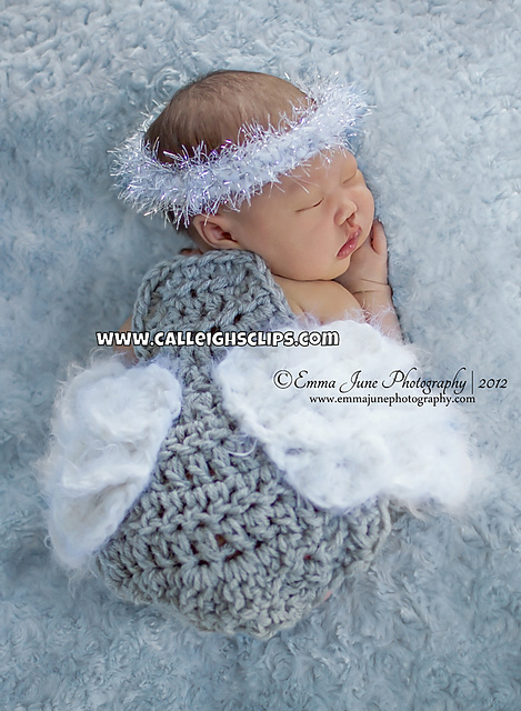 Ravelry: Lil' Angel Cuddle Cape Set pattern by Elisabeth Spivey