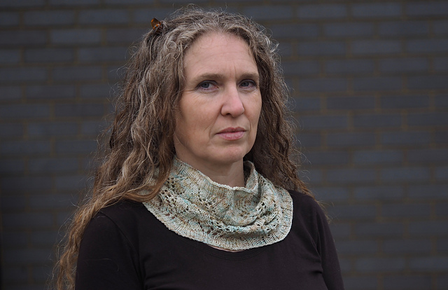 Ravelry: Gruney pattern by Elizabeth Williamson