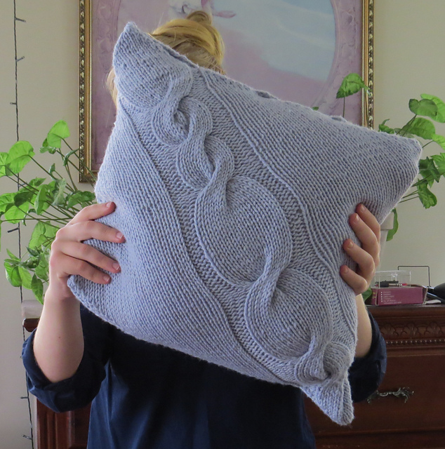 Ravelry: Helcaraxë pattern by Ella O'Neill