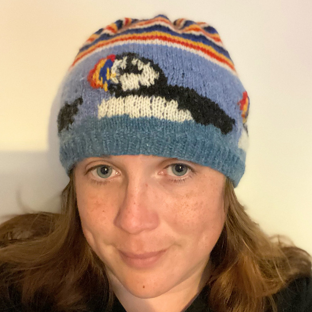 Ravelry: Puffin Cosy Hat pattern by Ellie Stacey