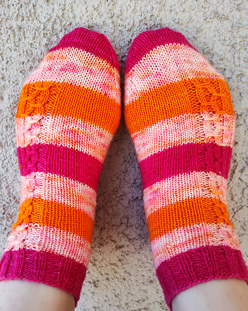 Ravelry: Smock It Like It's Hot pattern by Jennifer Beaulieu