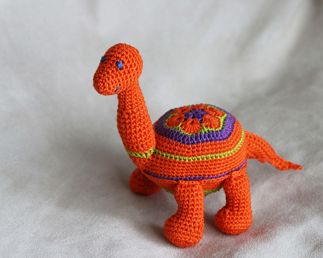 Ravelry: African flower Diplodocus pattern by Lisa Hudson