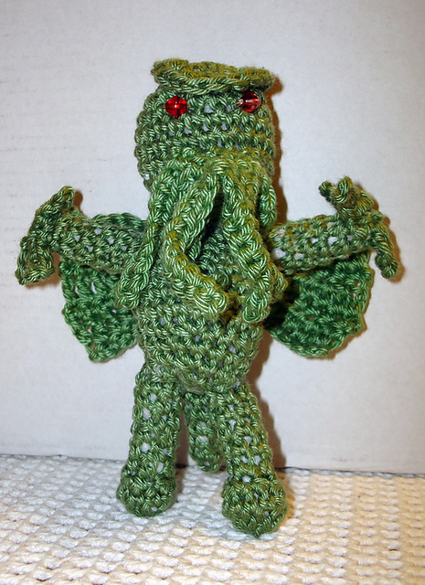 Ravelry: Mini Cthulhu Amigurumi pattern by Alice Bakker-Sicking