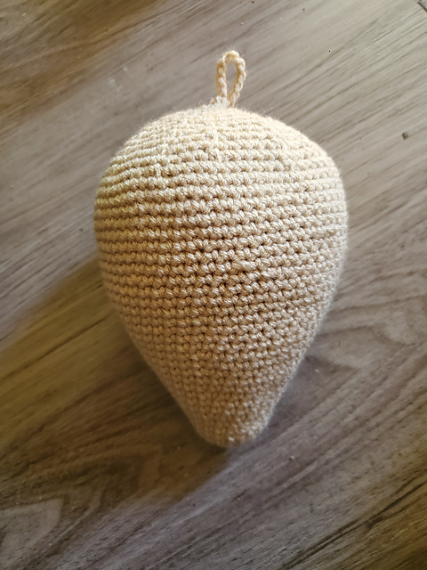 Ravelry: Simple Decoy Wasp Nest pattern by Emily Fradette