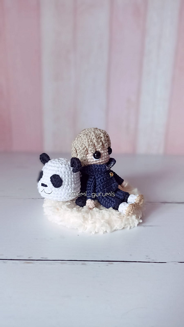 Ravelry: INUMAKI & PANDA pattern by Isabel Rodríguez