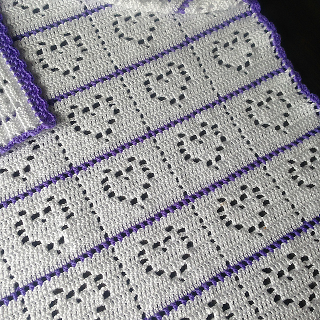 Ravelry: Heart Blanket pattern by Emillly Jannne