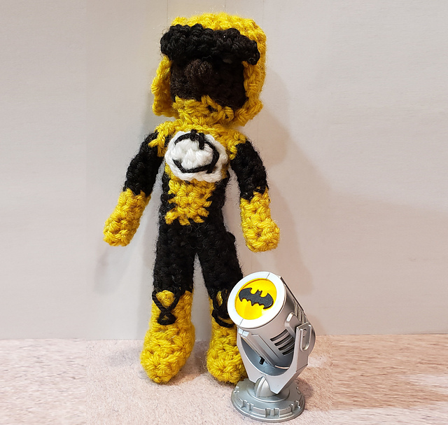 Ravelry: Duke Thomas: The Signal pattern by Emily Armadillo