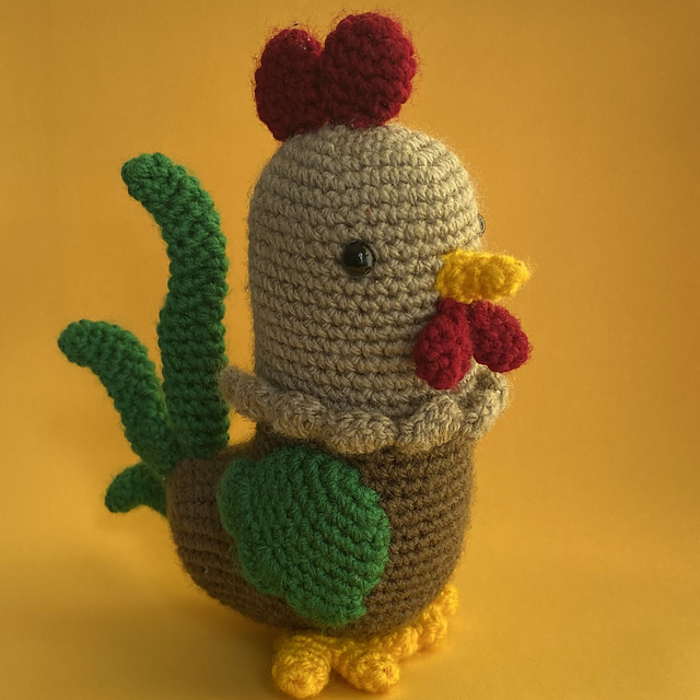 Ravelry: Reggie the Rooster pattern by Emma McFarlane