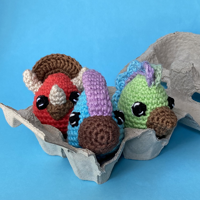 Ravelry: Easter eggs - dinosaurs pattern by Emma McFarlane