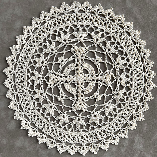 Ravelry: Celtic Cross Doily pattern by Emma Garside