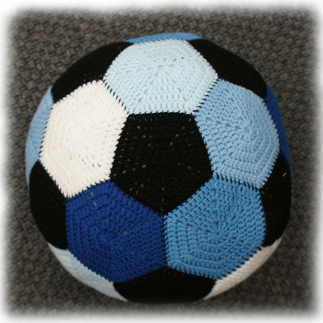 Ravelry: Football (Soccer Ball) pattern by Emma Moss