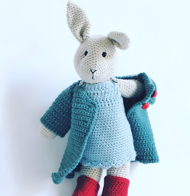 Ravelry: Emily Rabbit pattern by Emma Varnam