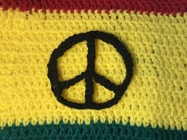 Ravelry: 4" Peace Sign Applique pattern by Deborah Inez