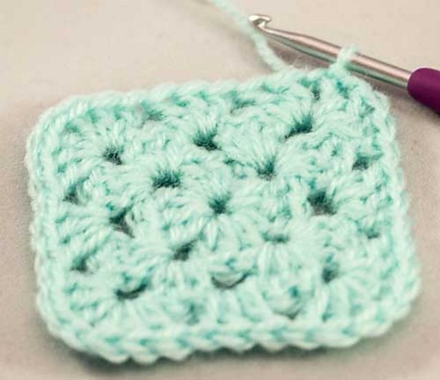 Ravelry: Classic Granny Square Tutorial pattern by Helen Free