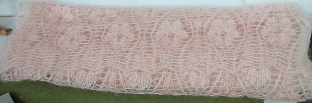 Ravelry: Lace Mayflower Rectangle pattern by Eniko Bodi