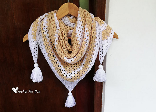 Ravelry: V Stitch Triangle Shawl pattern by Erangi Udeshika
