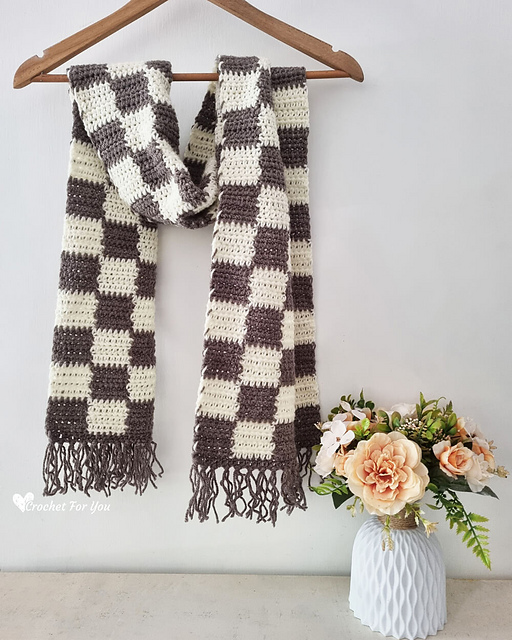 Ravelry: Checkered Style Scarf pattern by Erangi Udeshika