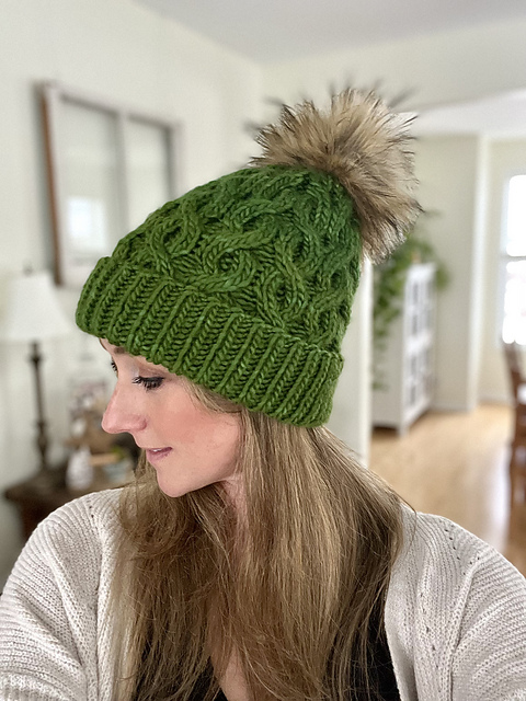 Ravelry: Wintergreen Beanie pattern by Erin Gates