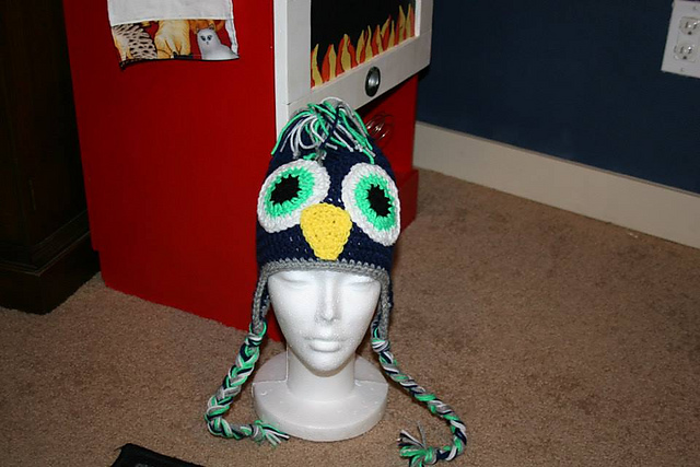Ravelry: Parrot Bird Beanie Hat pattern by The Crafty Flutist