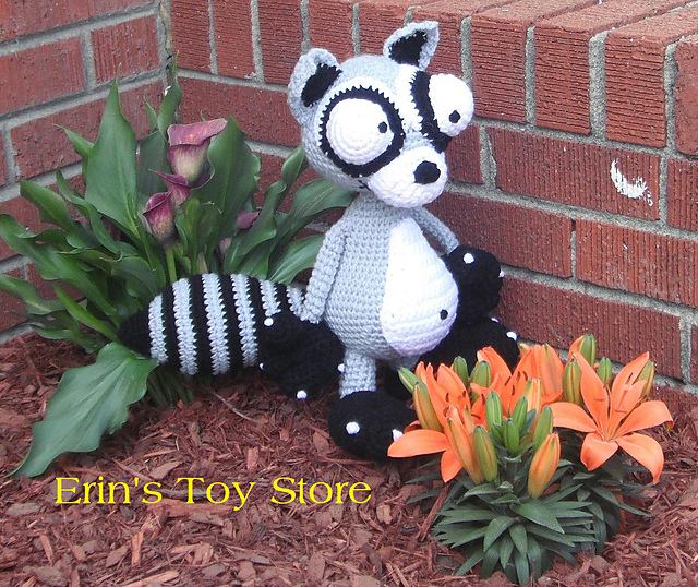 Ravelry: Rascal pattern by Erin Scull