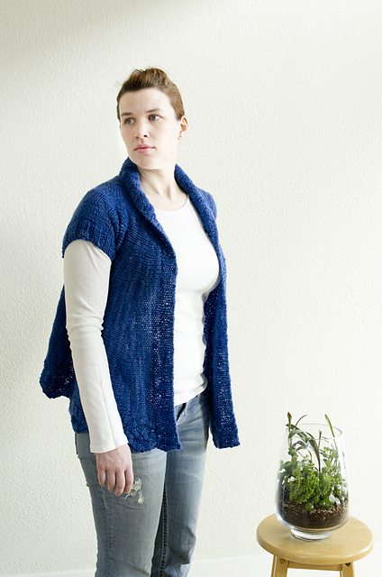 Ravelry: Emilie June pattern by Anna Sudo