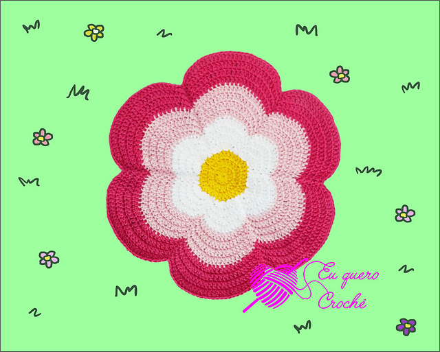 Ravelry: 2D Flower (Flor 2D) pattern by Adriana Gori