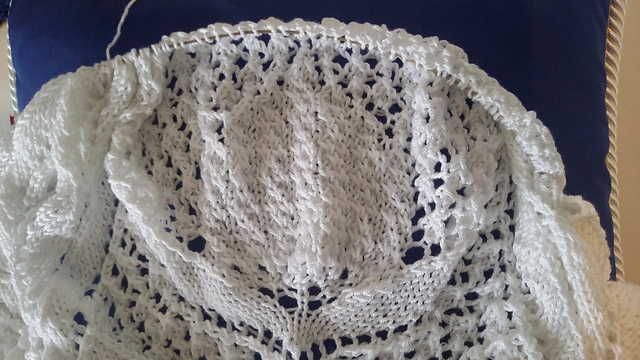 Ravelry: EvaElisabethM's Hannelore shawl