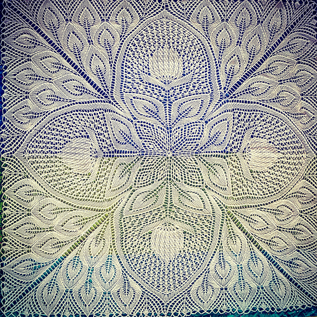 Ravelry: EvaElisabethM's Hannelore shawl