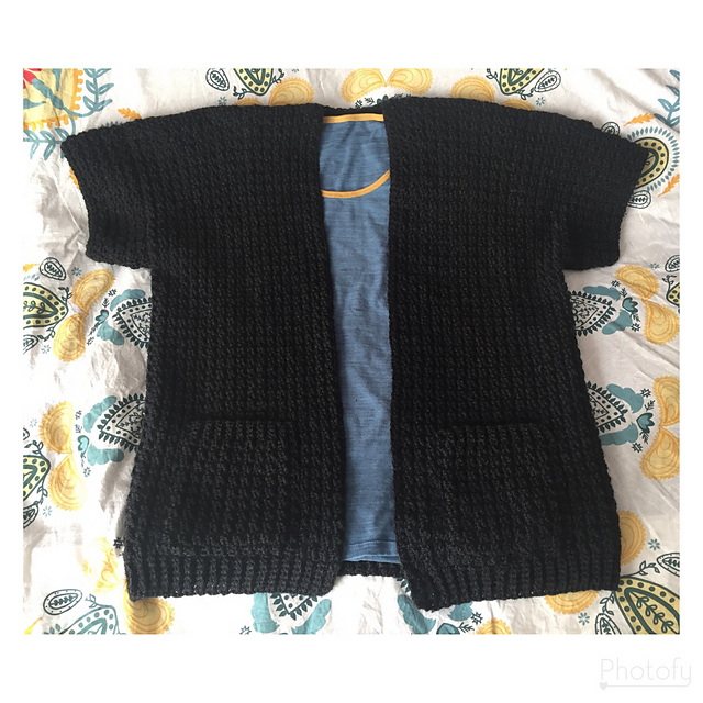 Ravelry: The Sophie Cardi pattern by Eva Pack