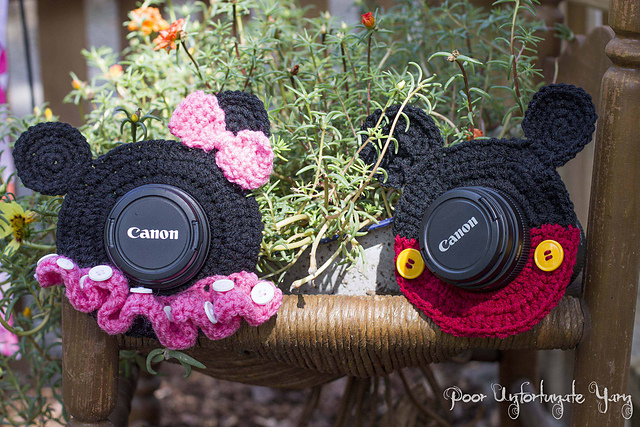 Ravelry: Minnie & Mickey Mouse Shutter Buddies pattern by Carlee Fisher