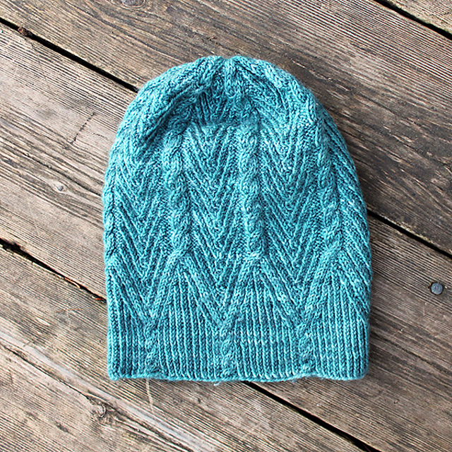 Ravelry: SKOOKUM pattern by Evie Scott